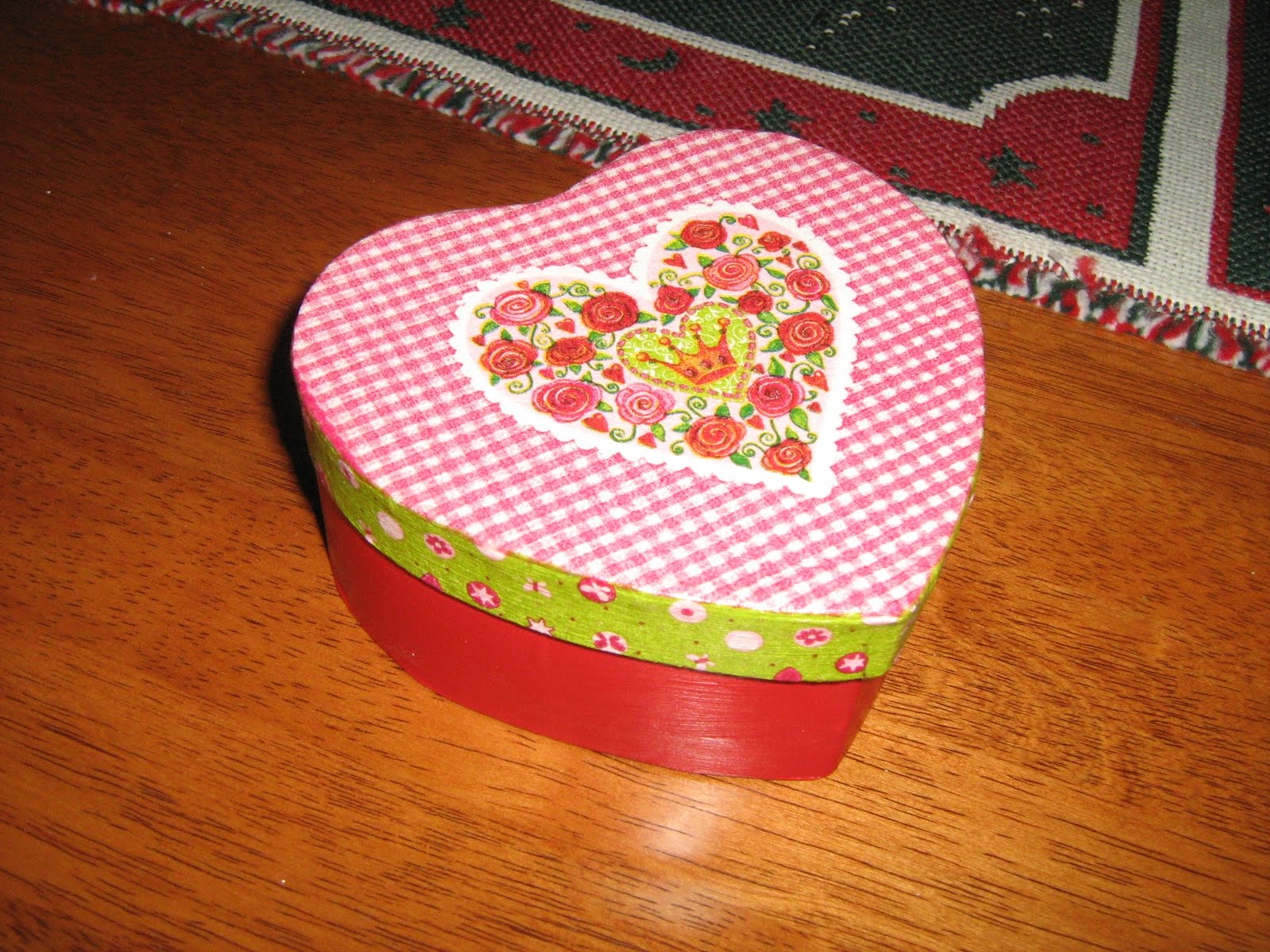 Corazón de Cartón en Decoupage