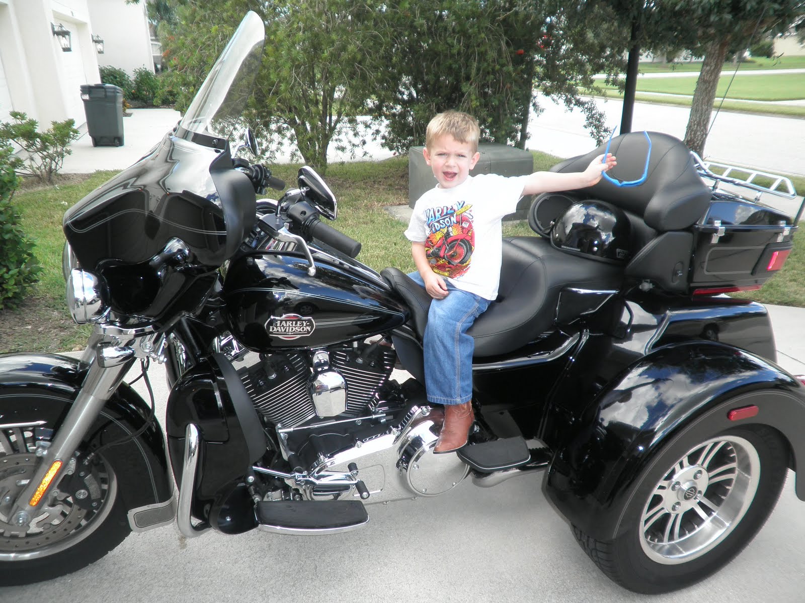 The Fulton's of Florida: Motorcycles & Muscle Men