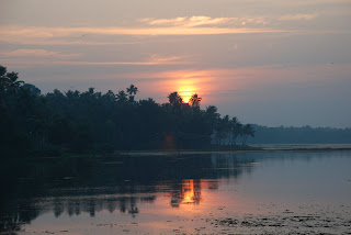 pavumba പാവുമ്പ: Pavumba Image Gallery