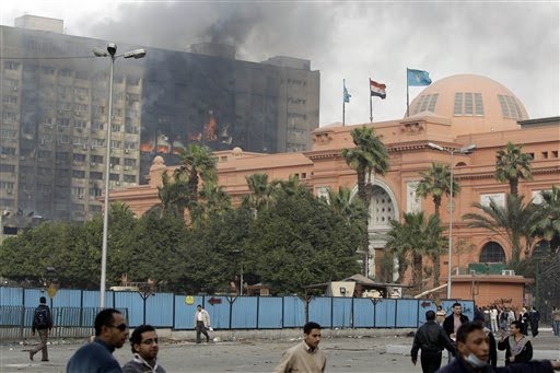 Portable Antiquity Collecting and Heritage Issues: The Damage in Cairo ...