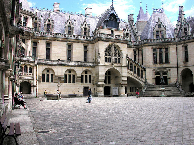 Merlin’s Camelot - Château de Pierrefonds ~ Kuriositas