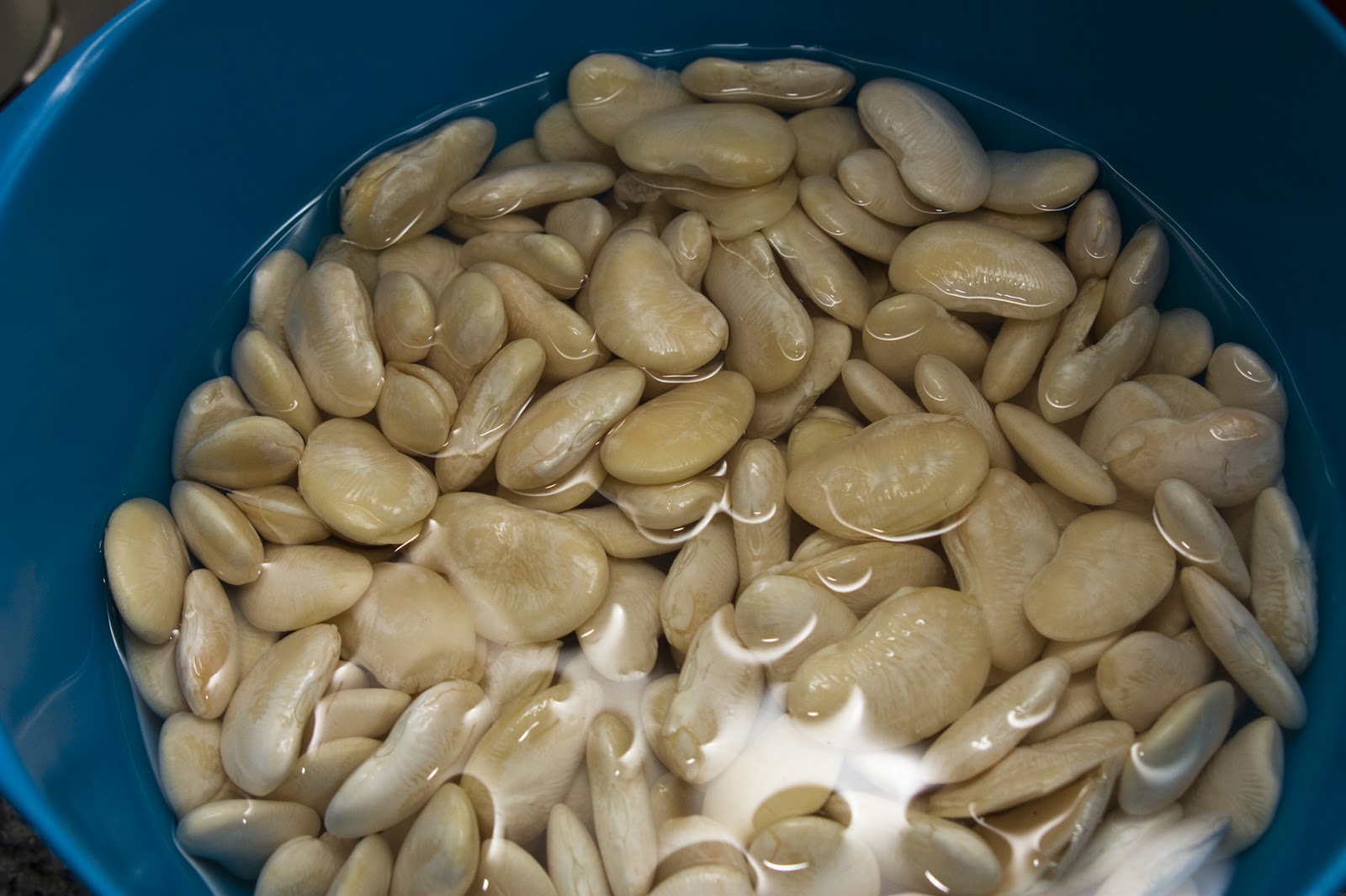 Feijocada de porco com importações gálicas