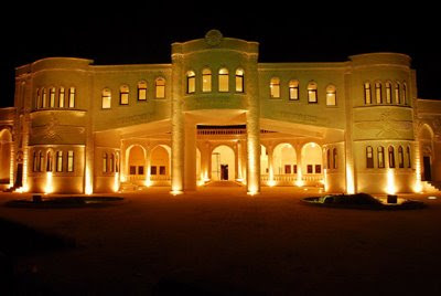 elephant man: Mitanni Kültür Merkezi