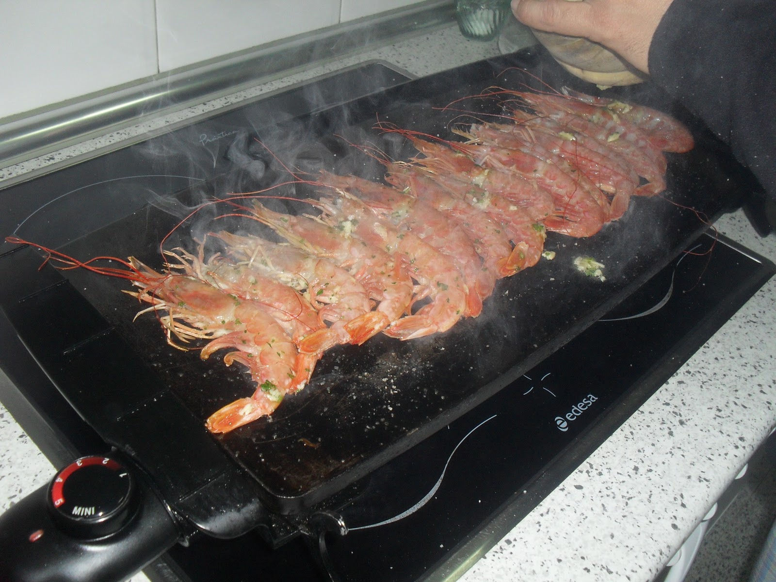 LAS RECETAS DE MONTSINE: Sepia y Gambon a la plancha