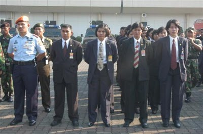 unique.com: US Secret Service VS Paspampres Indonesia