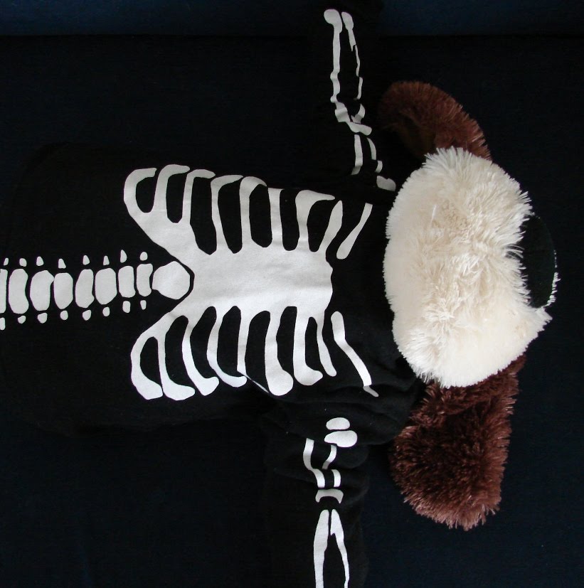 Debbie Cowens: Forensic Alphabet #6