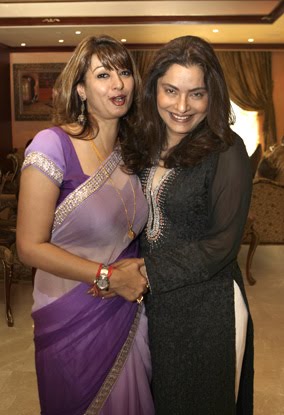 Latest News: Sunanda Pushkar at Her Mehendi Lunch Ceremony in Dubai