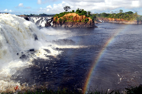 Bon Voyage: Paseando por La Llovizna