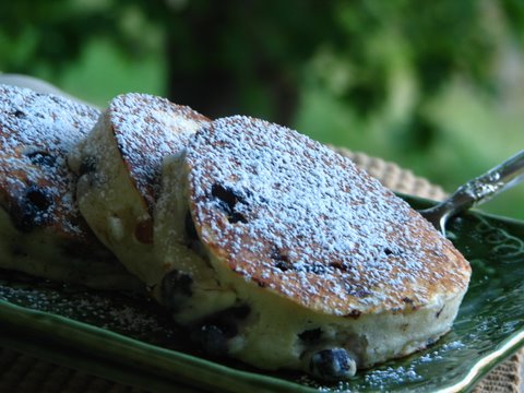 more than burnt toast: Blueberry Buttermilk Pikelet/Crumpets