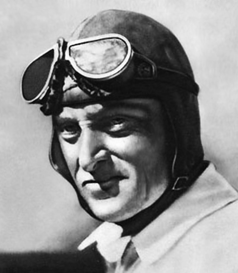 Welcome to RolexMagazine.com: The Speed King: Sir Malcolm Campell...