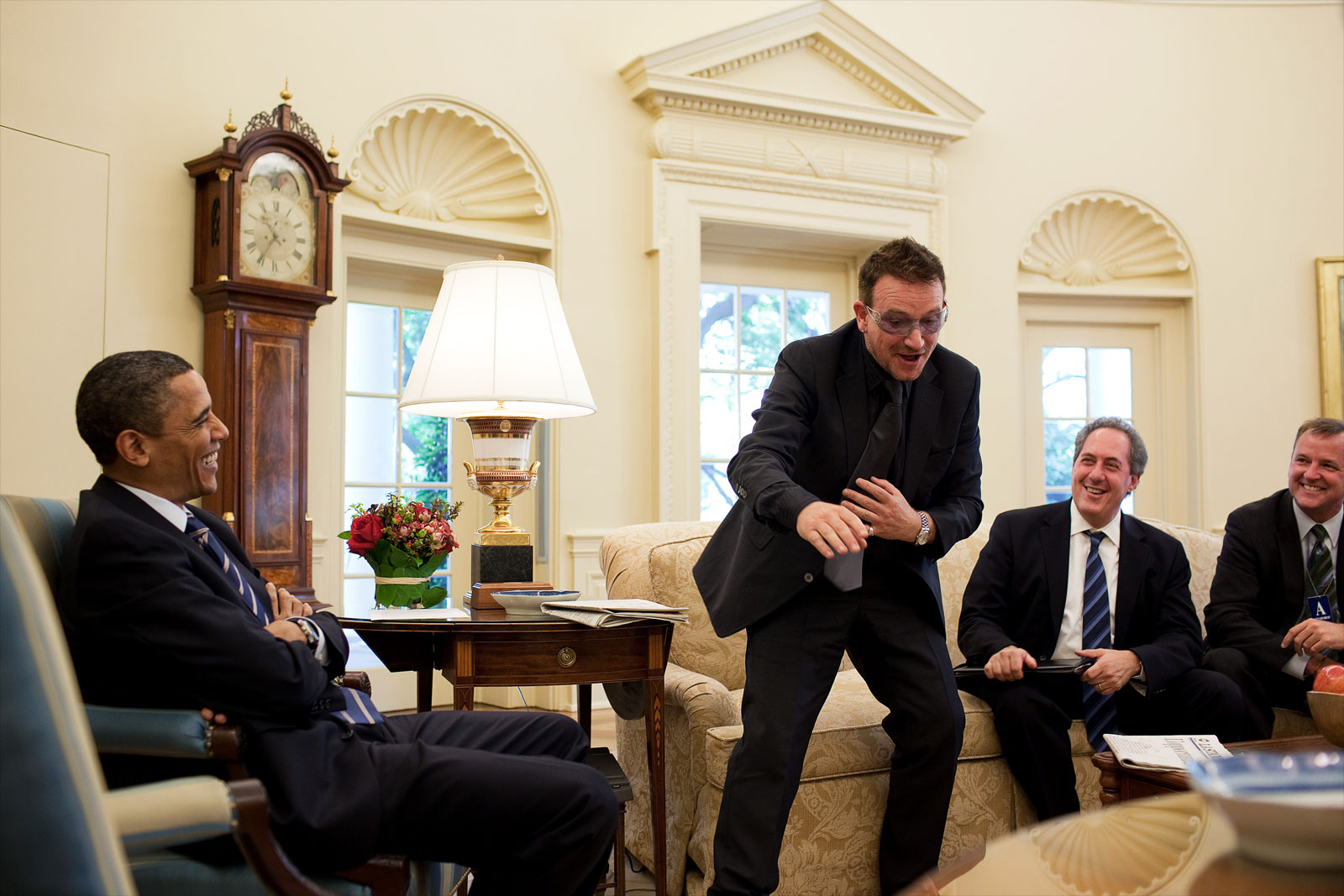 Welcome to RolexMagazine.com: Rolex Coolness: BONO from U2