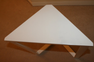 must sale all: small white corner table $20