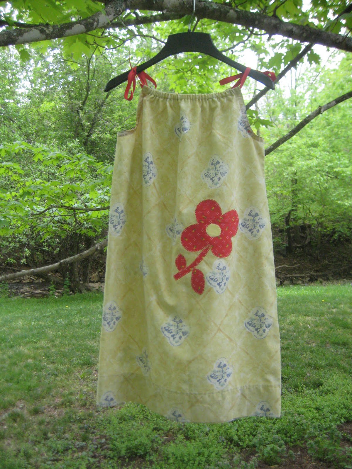 Buttons for Baga: Pillowcase Dress Tutorial