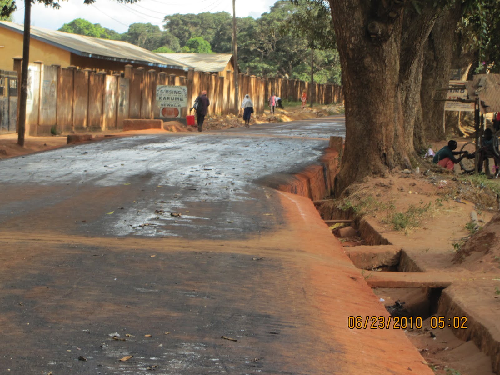 yanayotokea: ROAD CONSTRUCTION IN NEWALA