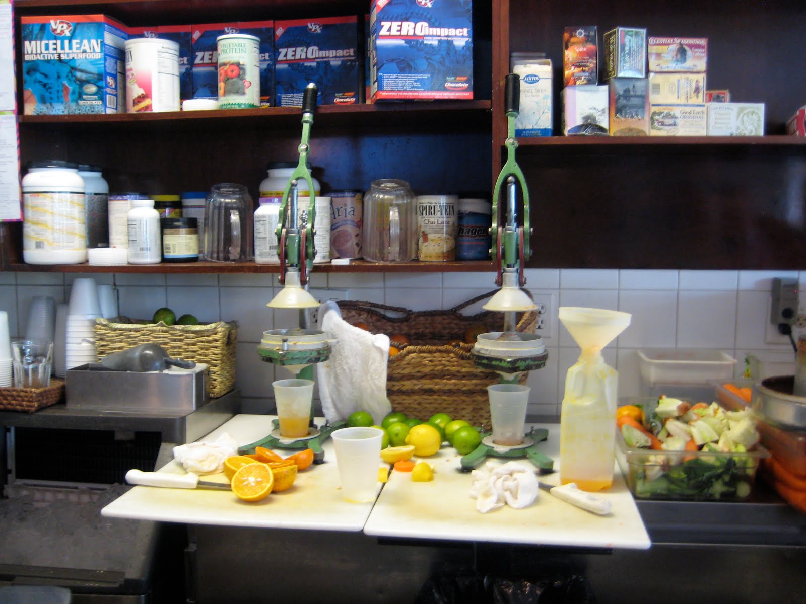 DANIELLE'S FOOD BLOG: A dose of fresh at Miami Juice.