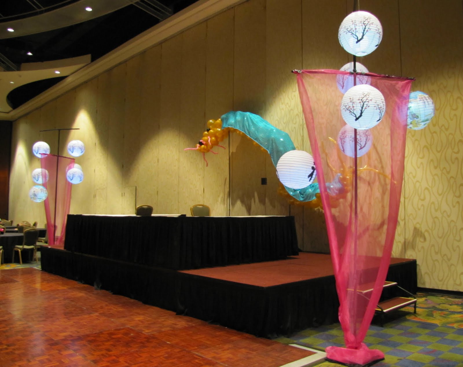 Party People Event Decorating Company: Lake Gibson Prom 2010