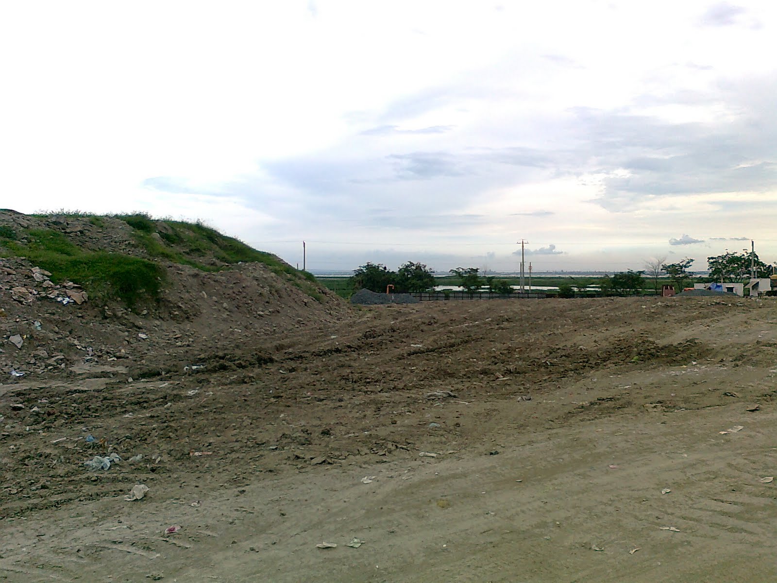 Pinoy Community Newswire: Sports complex to cover up Taytay dumpsite ...
