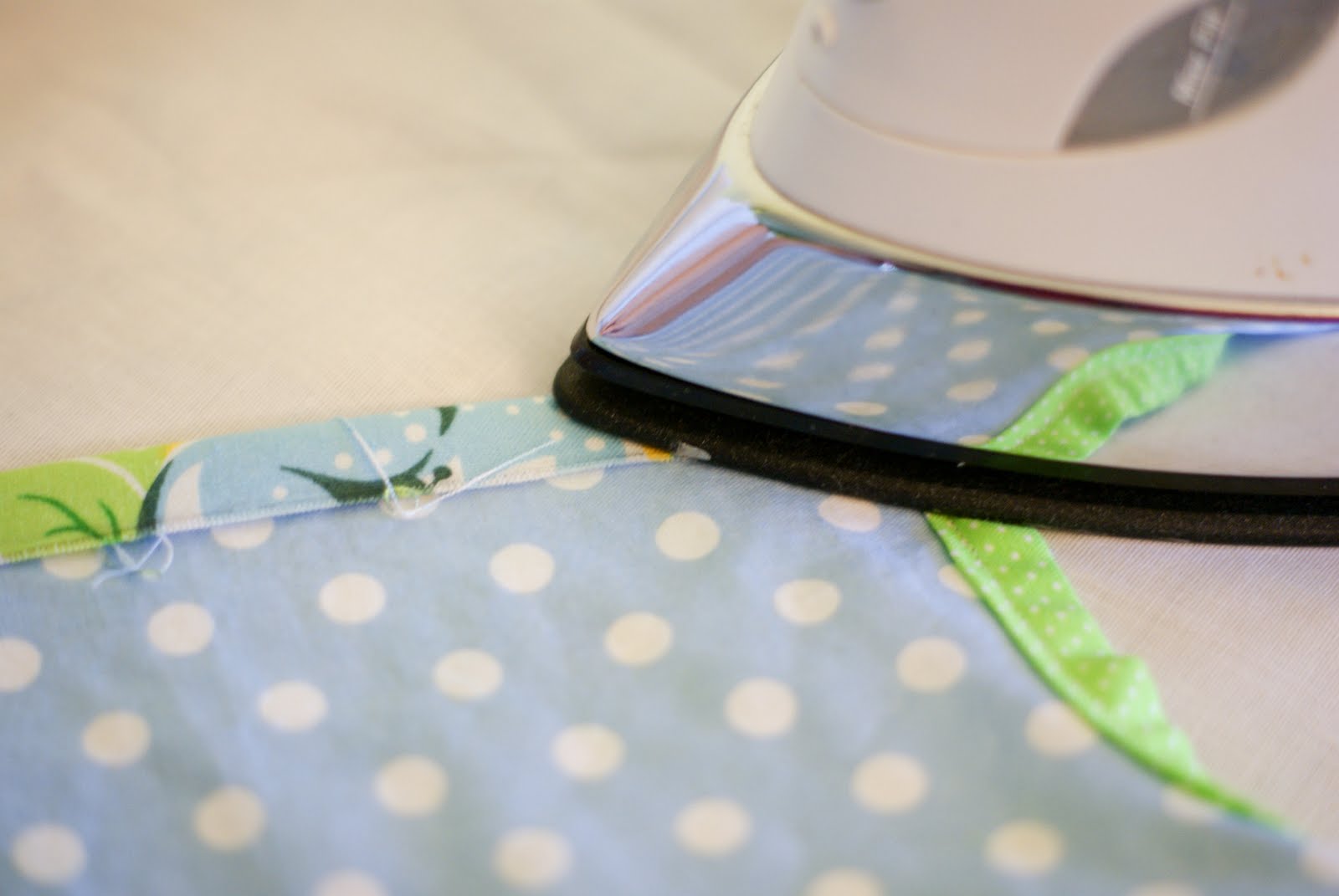 Me and Madeline: Reversible Sundress Tutorial - and Pattern!