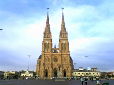 CREER Y CRECER CON LA CULTURA: - LUJAN