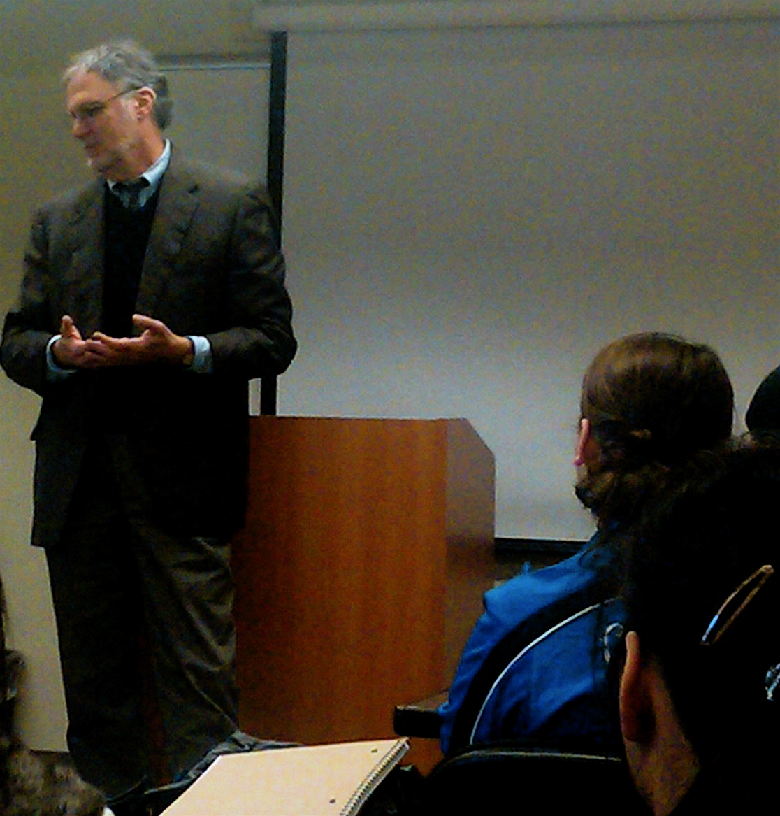 SAU Honors College: Dean Ben Johnson Visits Honors Seminar