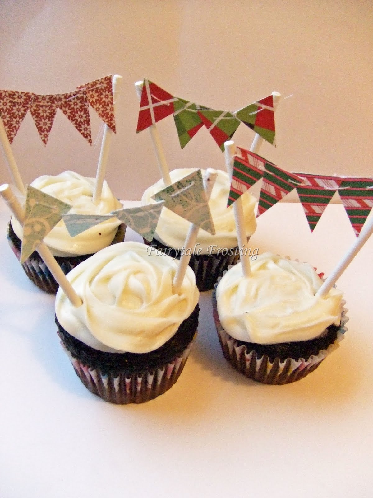 Fairytale Frosting: Cupcake Bunting!
