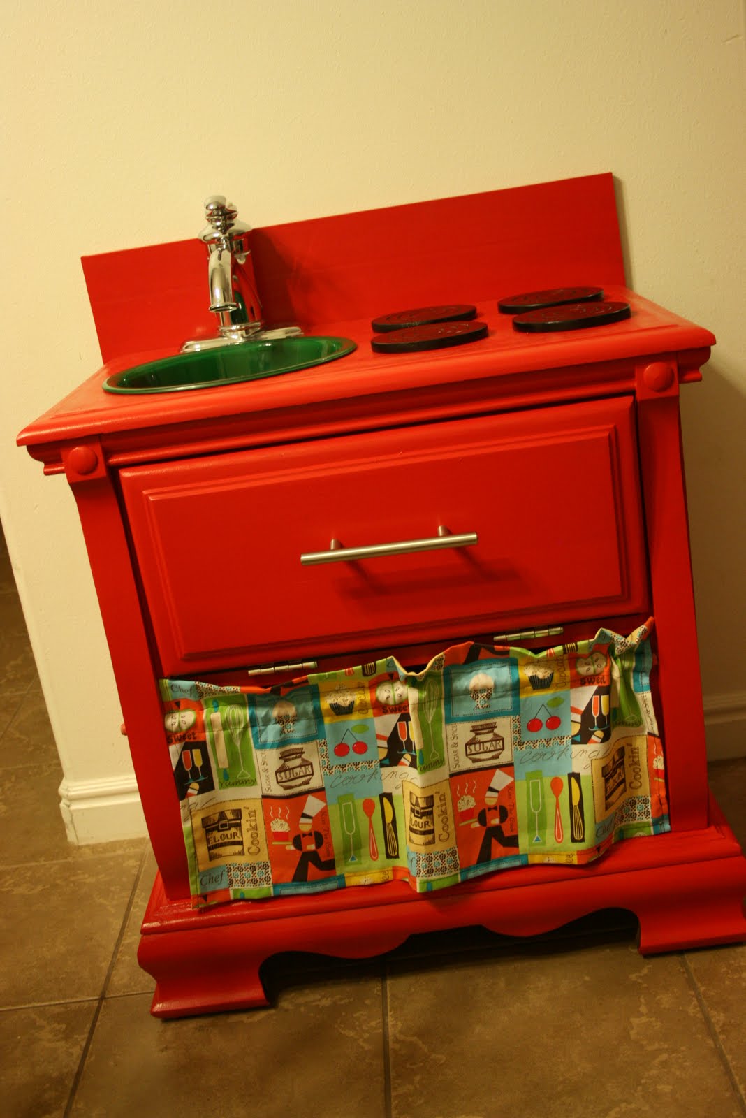 Desire 2 Create: DIY Play Kitchen