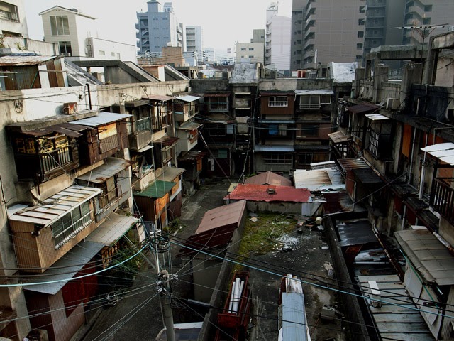 Technically Jurisprudence: Poor People and Slums in Japan