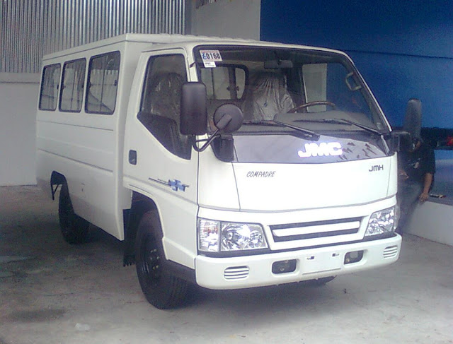 Jeeps and Girls - Your Portal to the Bacolod Jeepneys