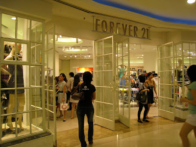 that girl about town: Forever21 in Singapore