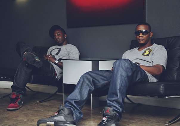 ~* LOYALTY AND ROYALTY*~: DA INTERNZ "WRITE YA LIFE"