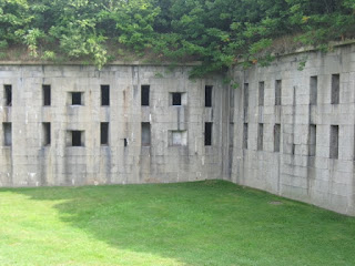 NEW ENGLAND FOLKLORE: The Ghost of Fort Warren