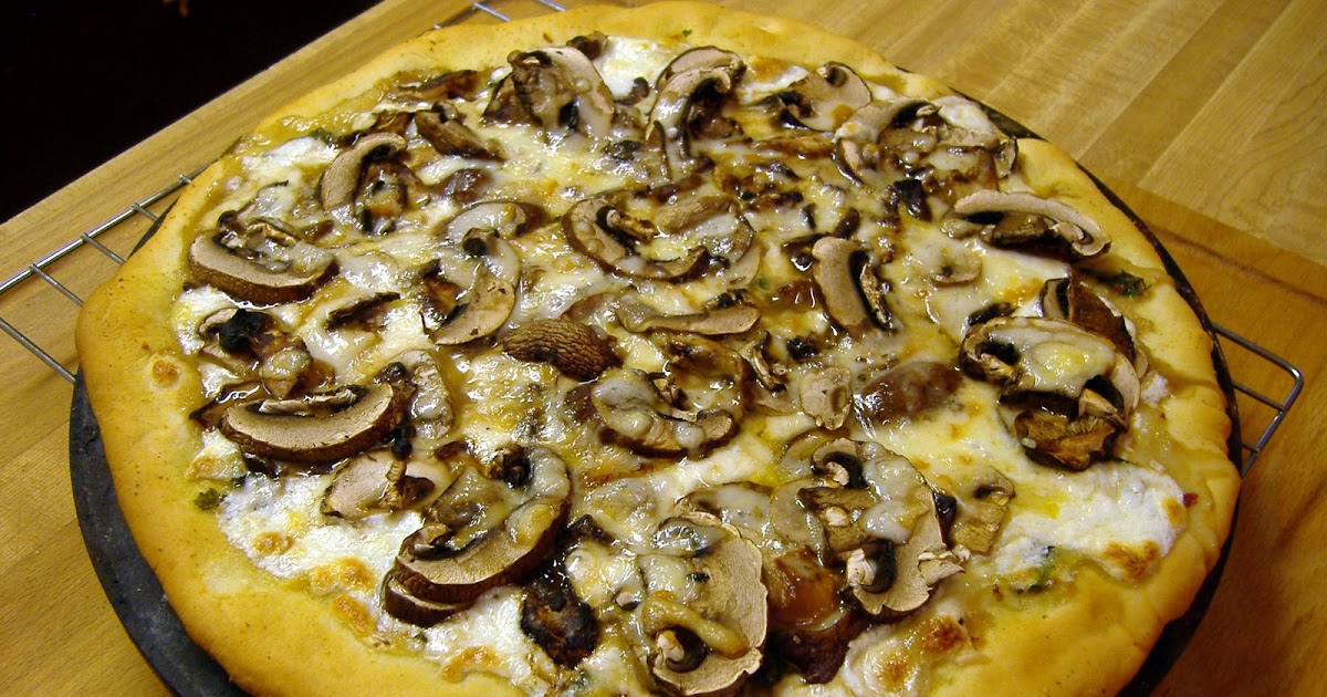 Cooking for Zo: "The Fungi" Pizza