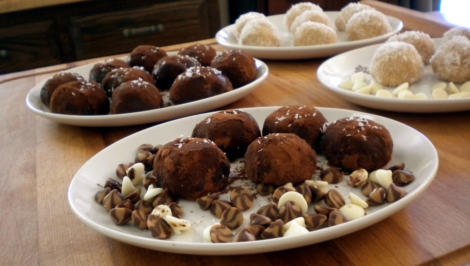 Cooking for Zo: Chocolate Peanut Butter Booze Balls