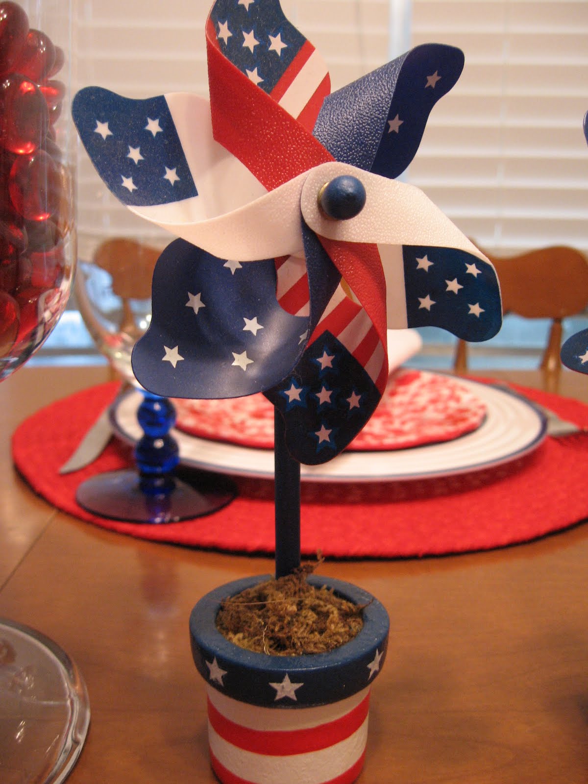 Springmont Cottage: Tablescape #22 Patriotic