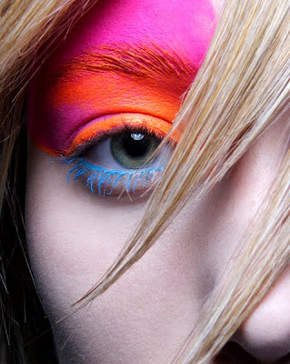 The Wonderful World of Colour: Fluros and Discords