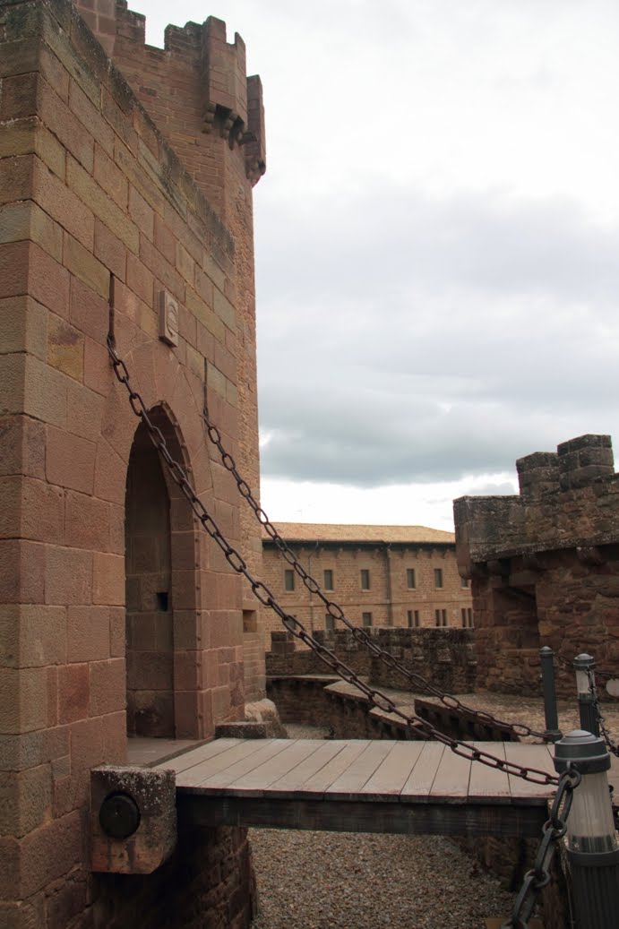 Visión Natural: Castillo de Javier ( Navarra )