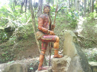 L a m b e r t o: Bagani (warrior guard of the Bagobo tribe)