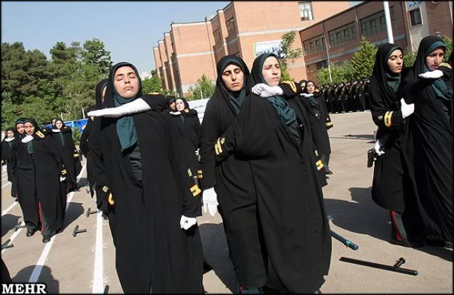 Perjalanan Seorang Hamba: Kekuatan Tentera Iran Adalah Kekuatan Agama