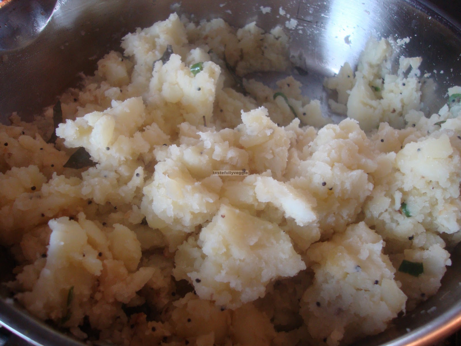 Tastefully Veggie ...: Potato Podimas (Indian style Mashed Potato)