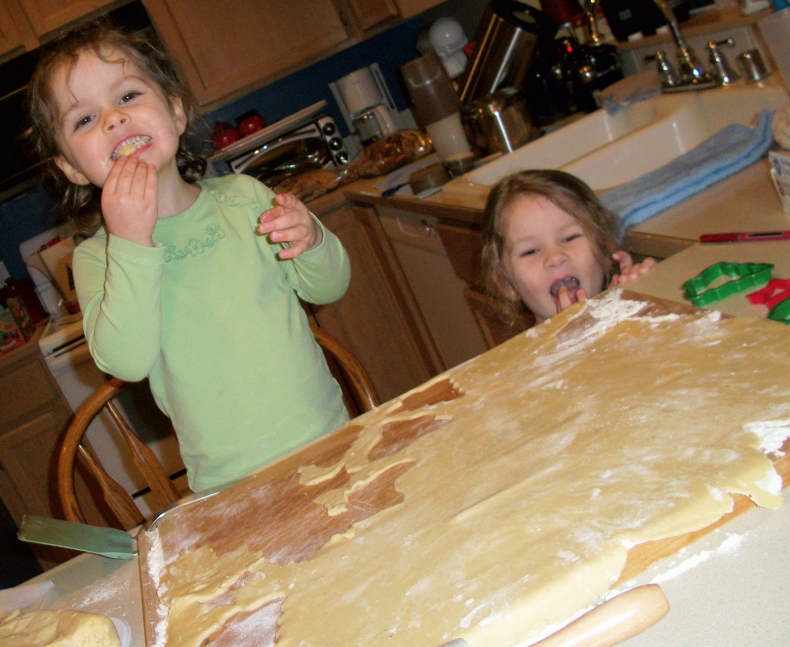 fifty tiny toes: It's the Hap - Happiest Season!