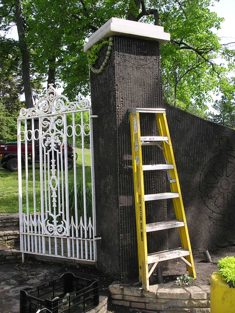 Gardener Blog: Planting at Gates Ajar