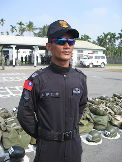 Wendell Minnick - Articles: Taiwan Modernizes, Streamlines Spec Ops