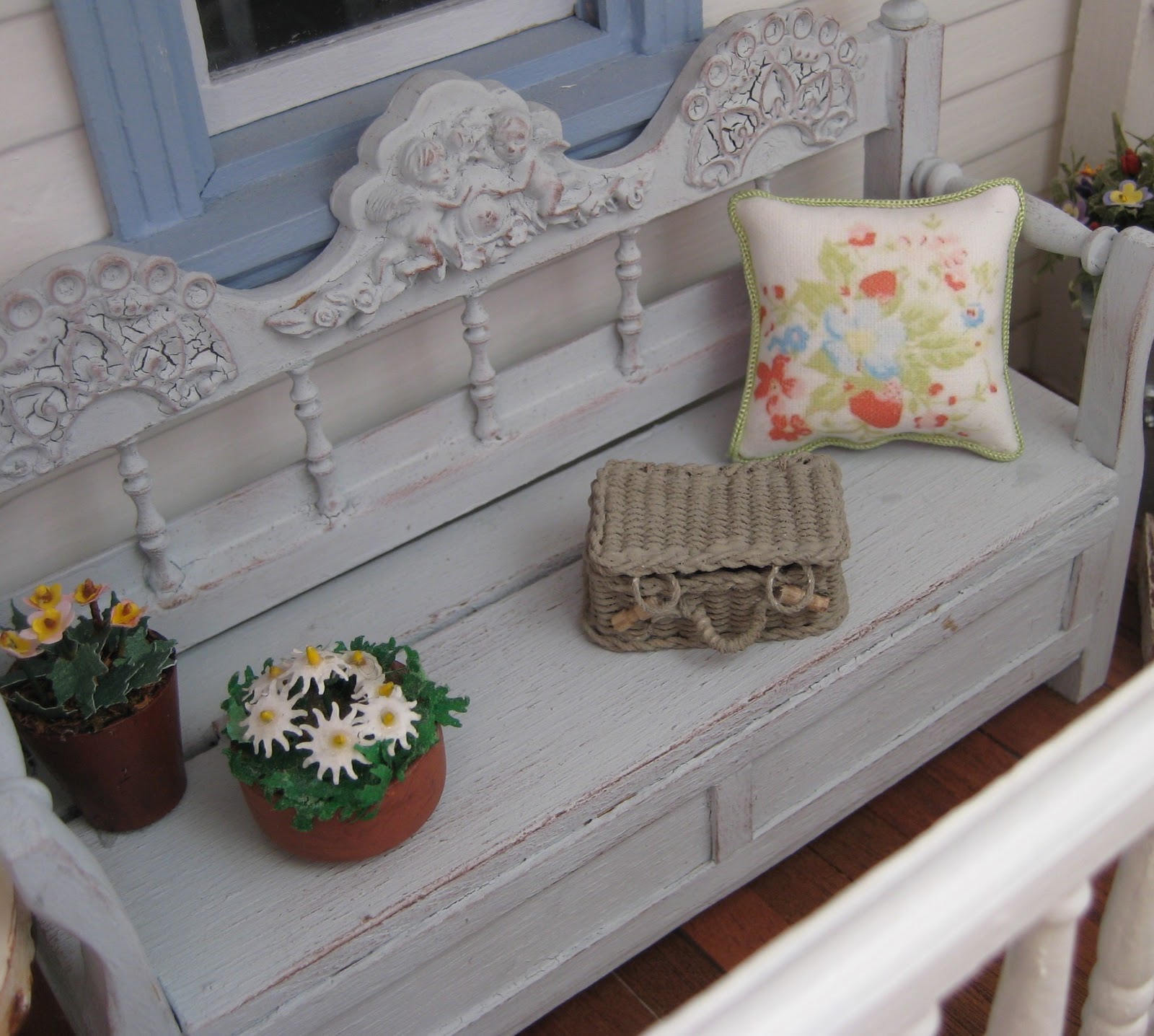 Liberty Biberty: Tiny baby things and other gifts!