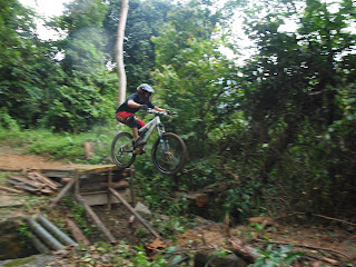 BM DOWNHILL -TOKUN TRAIL
