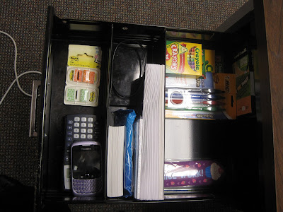 Crafts and Crap: Desk Organization