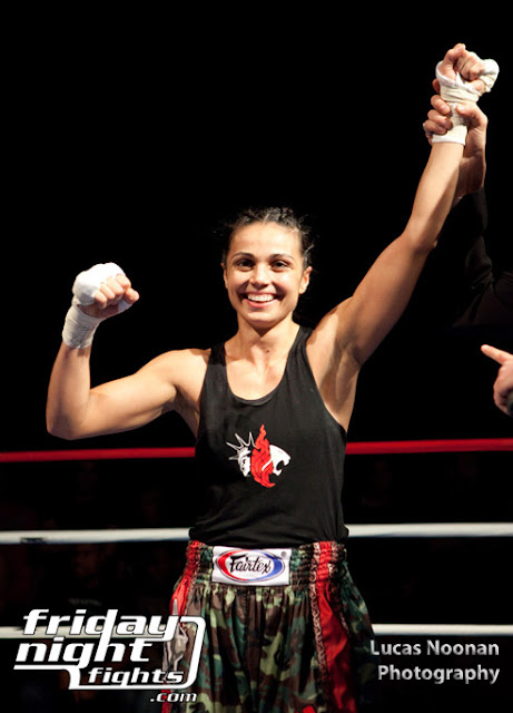 Florina Petcu pastreaza titlul de campioana la Muay Thai