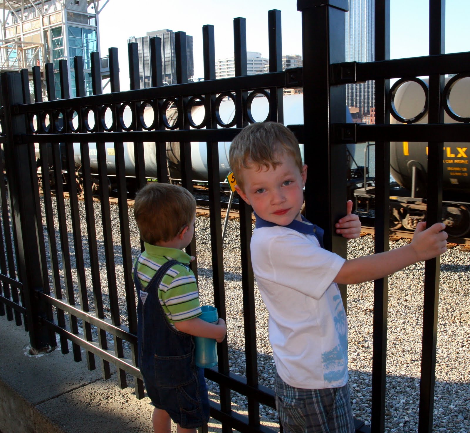 Oh Boy!: Pittsburgh, Day 2: Station Square and the Duquesne Incline