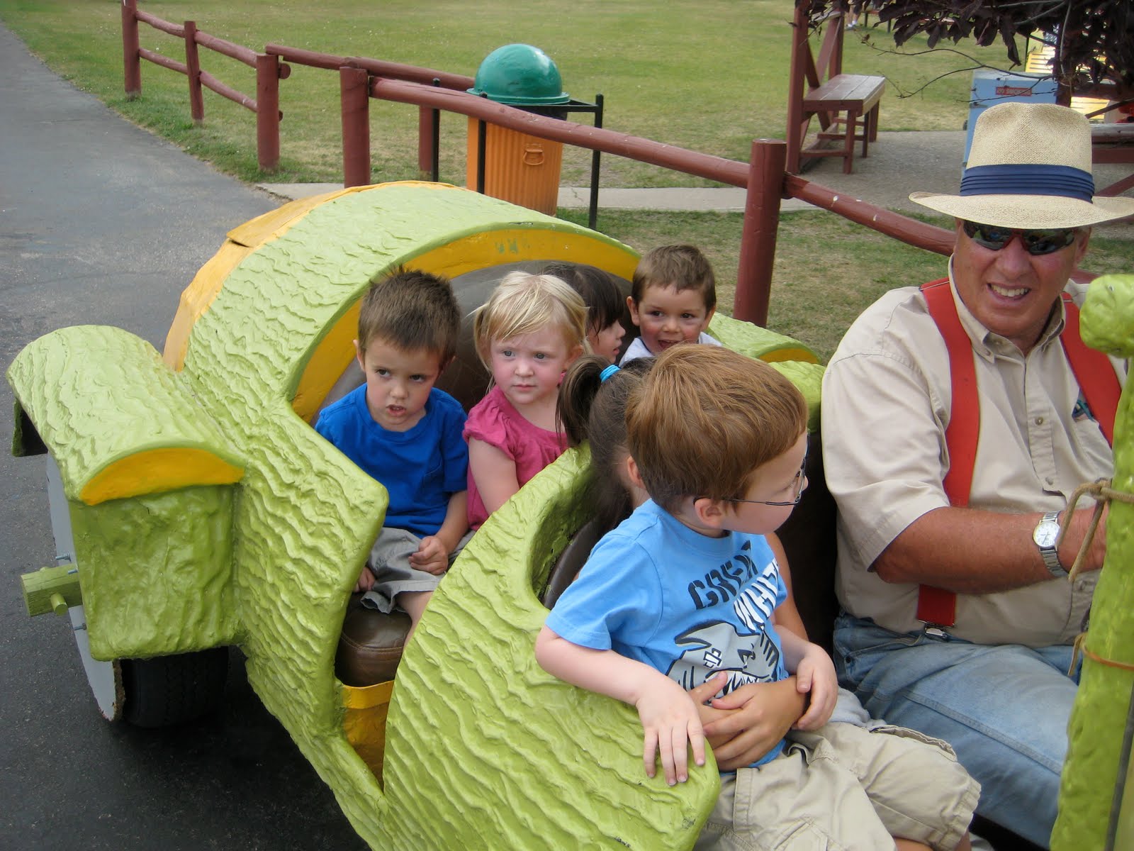 Diary of a Mad Lady: ...Flintstones Campground...