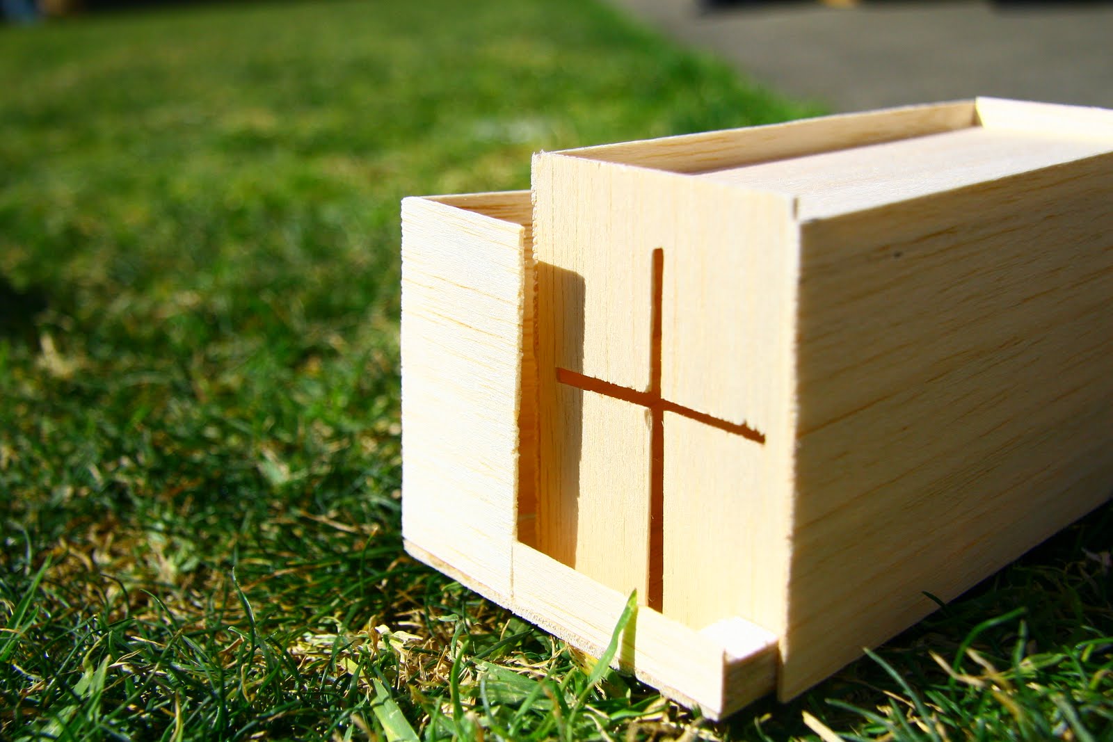 veronica ho: MODEL-IT. tadao ando church of light (revised)