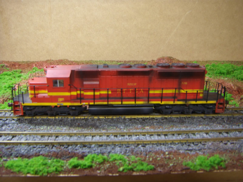RICA RDF Ferromodelista: SD40-2 #5232 RFFSA